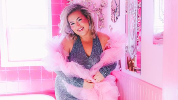 Molly Grace Reveals Debut Album ‘Blush’ and World Tour Dates